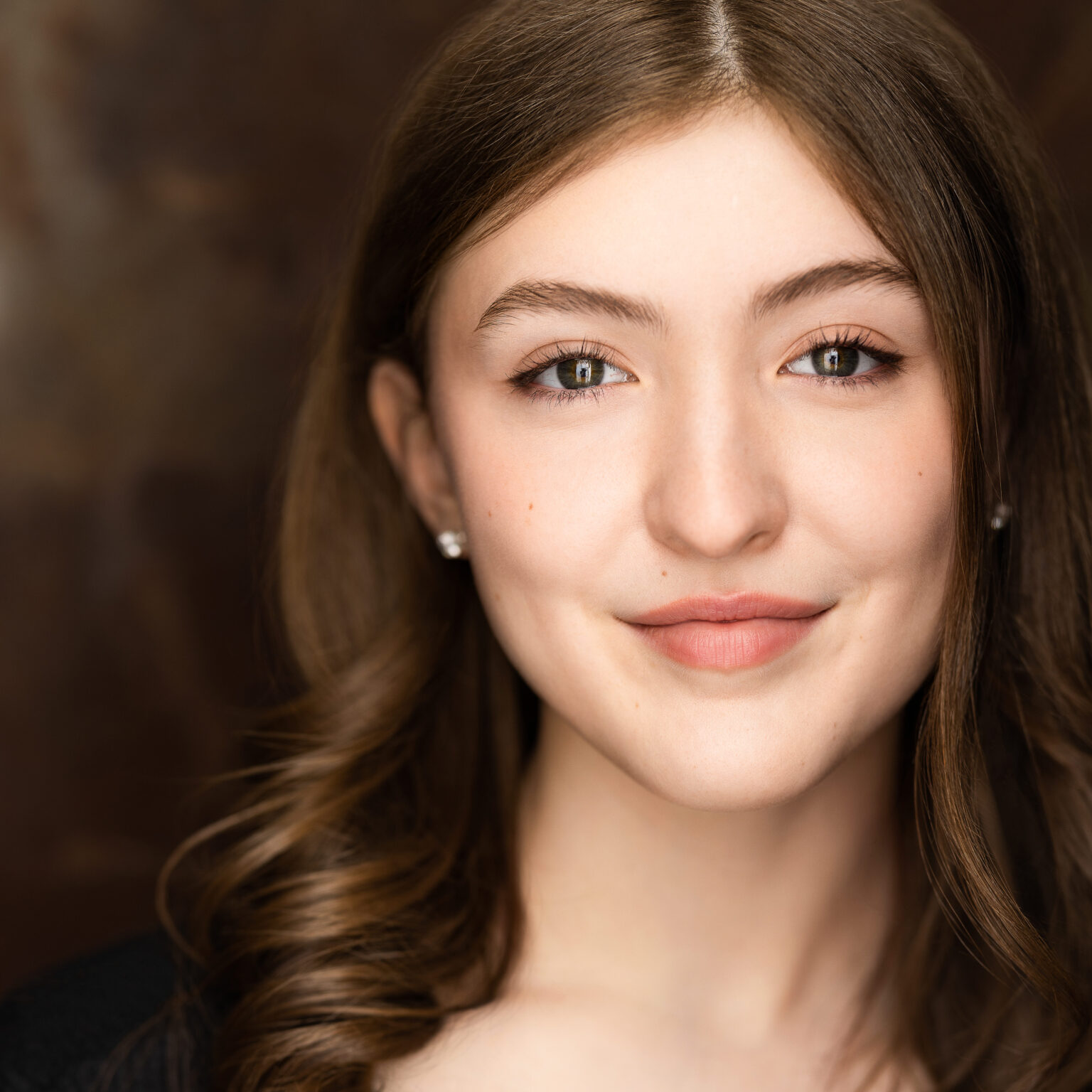 16 WINTERS, Or The Bear's Tale - Emerson Stage